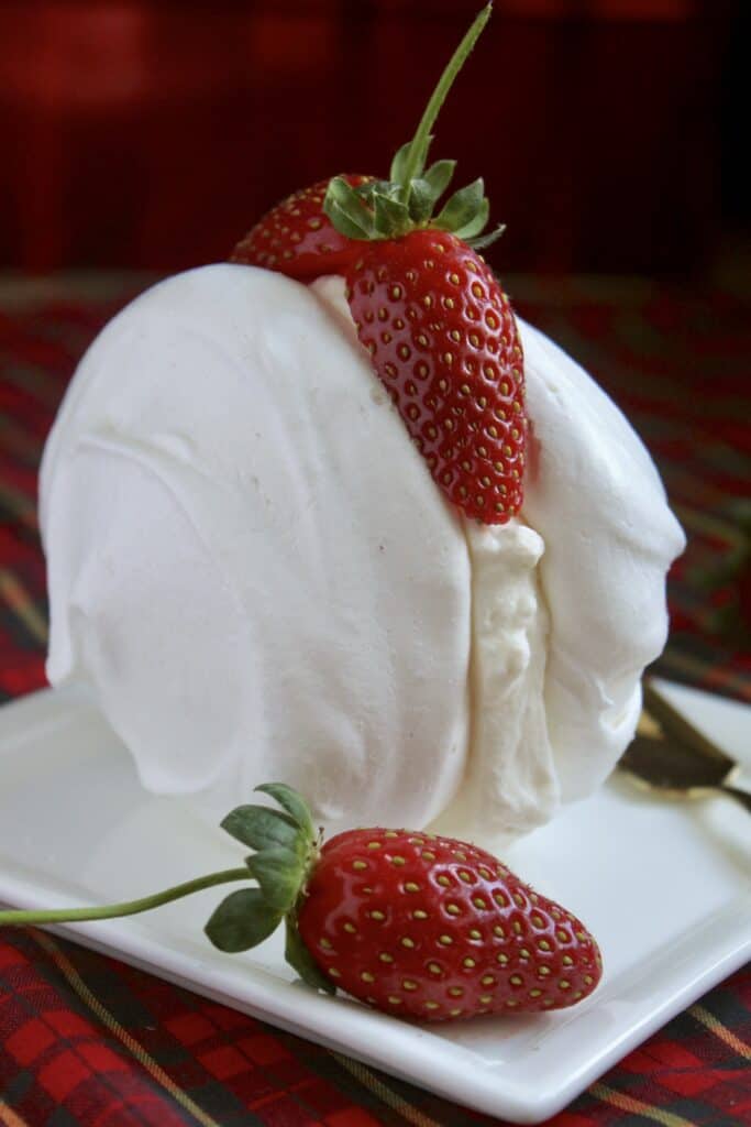 Meringues (How to Make Meringues) - Authentic Italian & Scottish ...