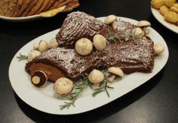 Yule Log Cake (Easy Step by Step Instructions) - Authentic Italian ...
