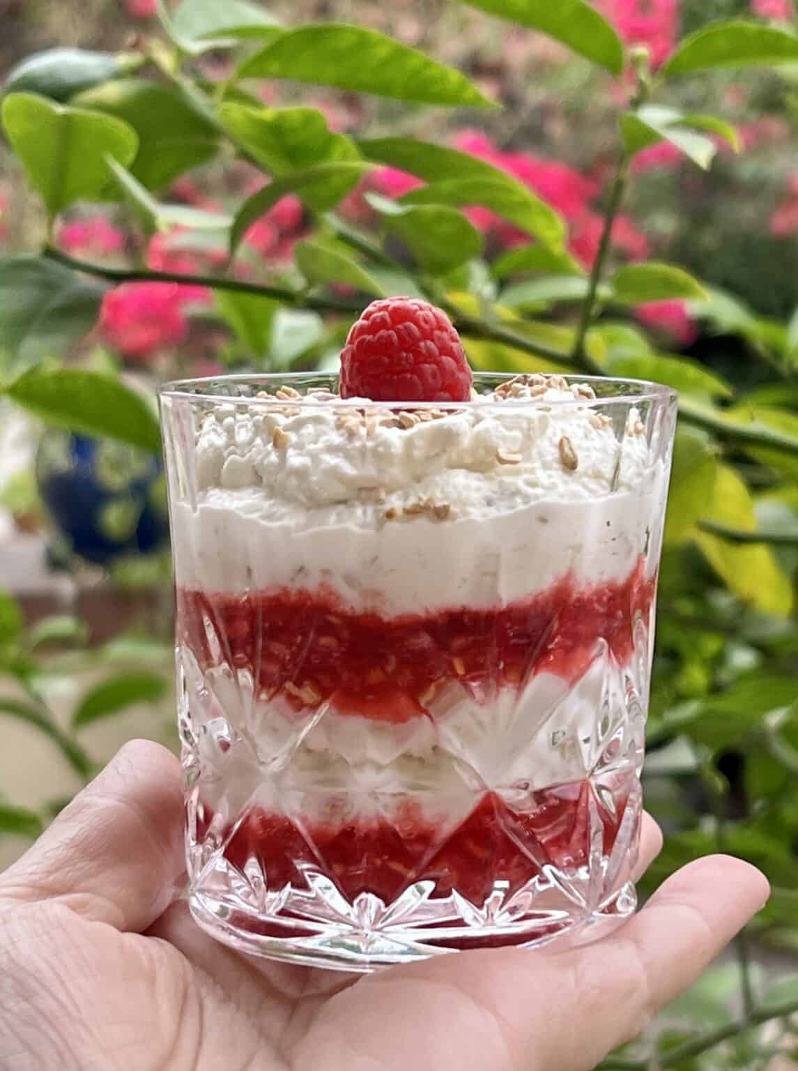 Cranachan, A Lovely Scottish Dessert (Sam Heughan approved ...