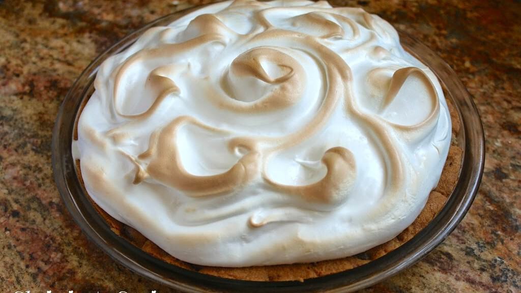 Chocolate Chip Cookie Baked Alaska Pie - Christina's Cucina