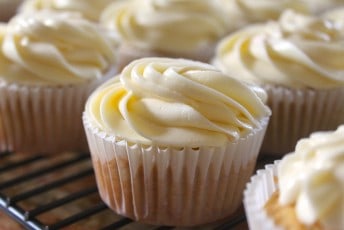 White Russian Cupcakes with Vodka Buttercream Icing - Christina's Cucina