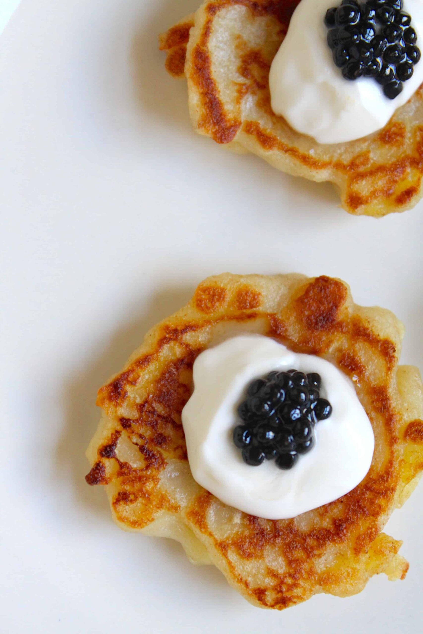 Miniature Boxty with Crème Fraîche and Truffle Caviar Appetizer ...