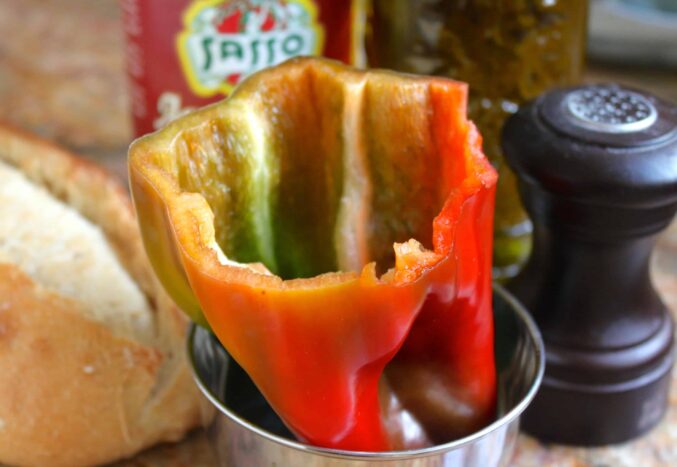How to Eat a Bell Pepper in a Very Unique Way: an Inside Out Pepper ...