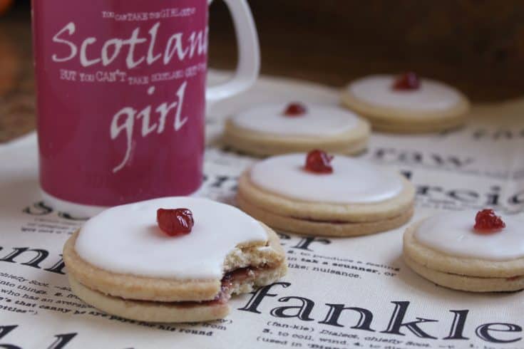 Empire Biscuits (Scottish Iced Cookies with Jam) - Authentic Italian ...