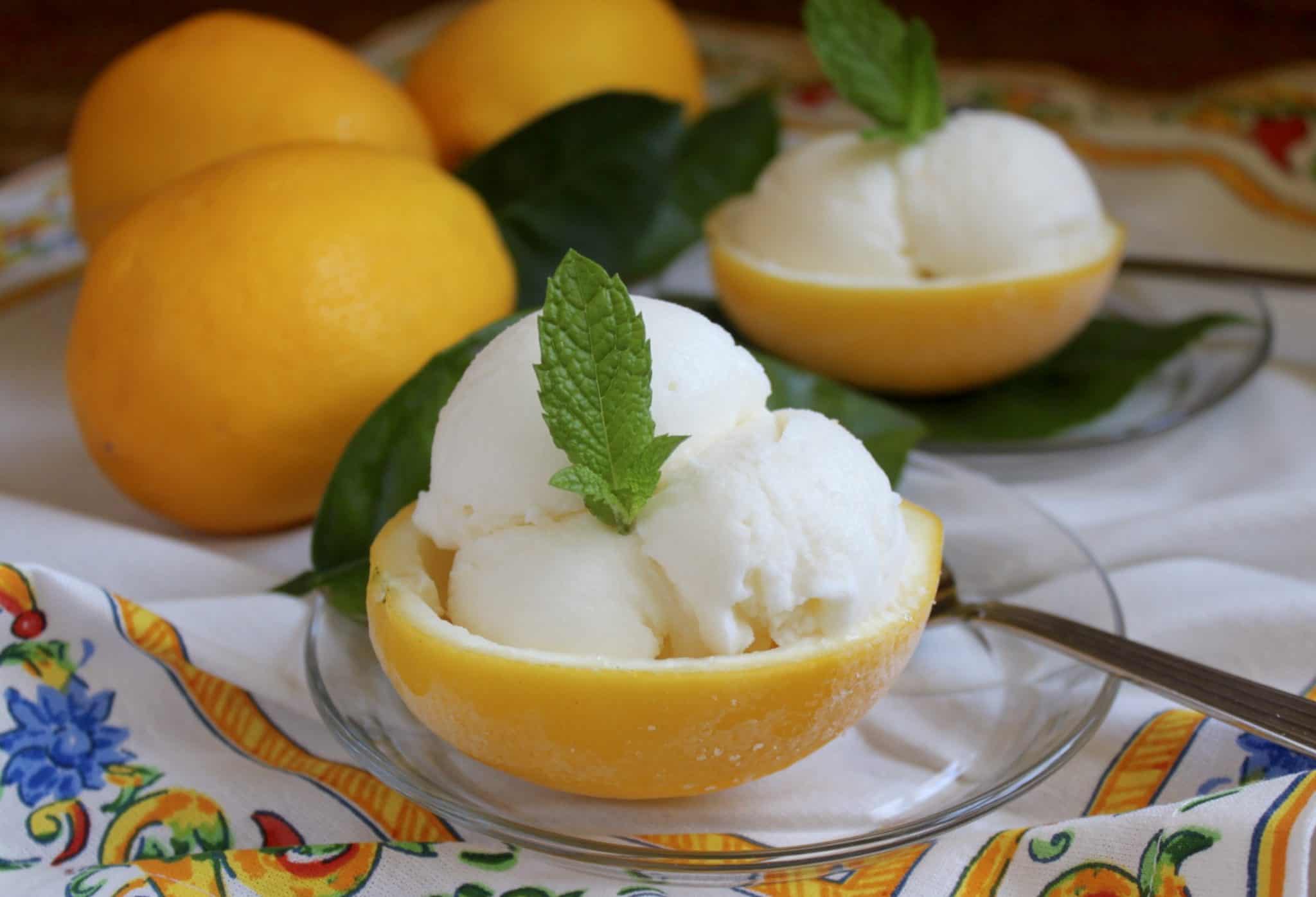 Lemon Ice Cream (Easy Blender Recipe) - Authentic Italian & Scottish ...