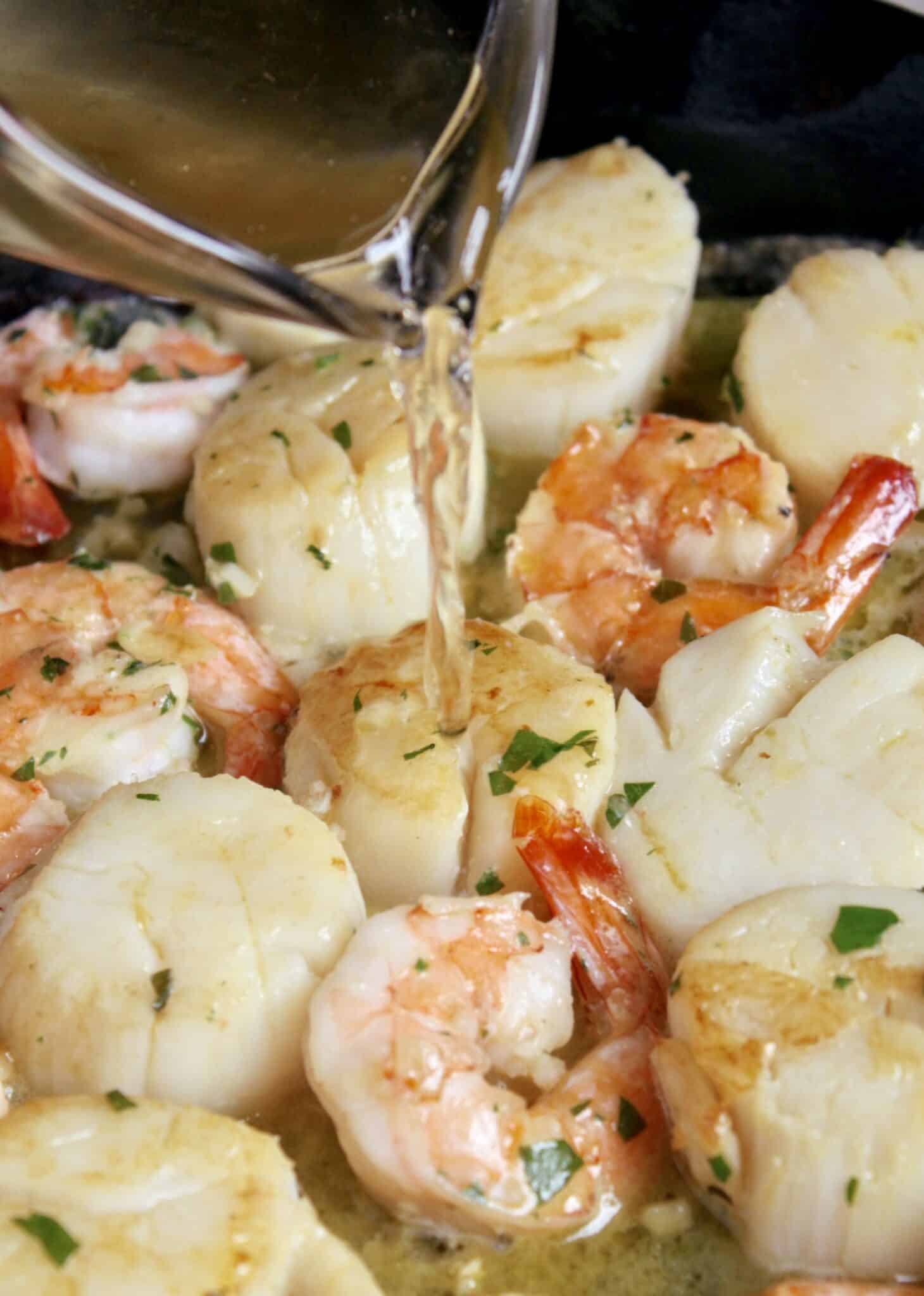 Seafood Pasta With Shrimp And Scallops And Garlic Christinas Cucina