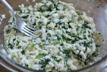 Authentic Italian Manicotti Recipe (Stuffed with Three Cheeses ...