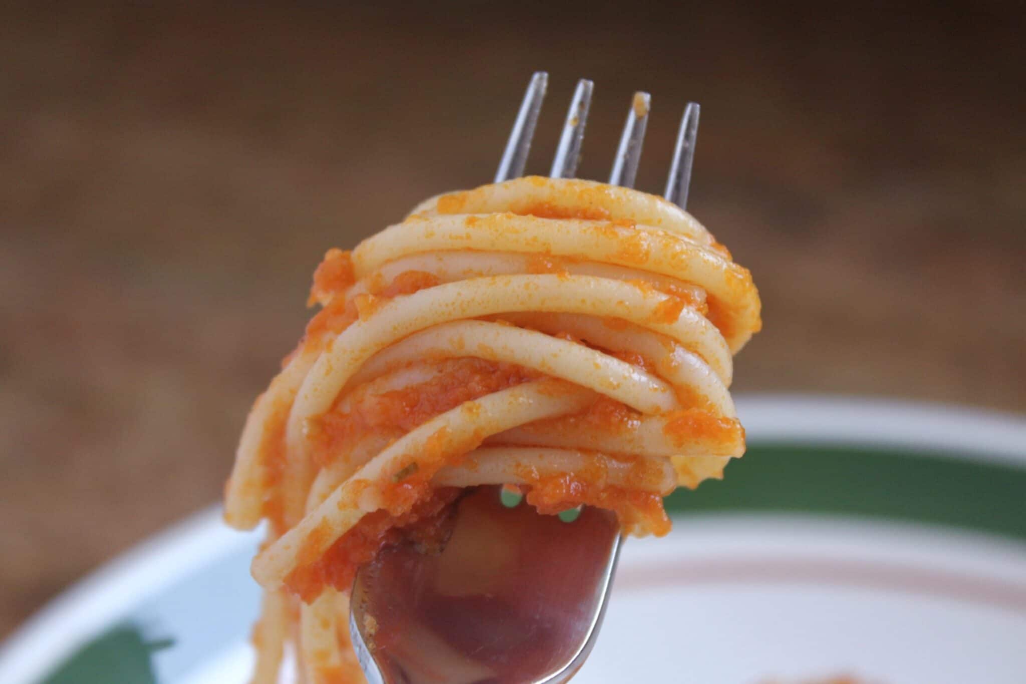 Spaghetti Sauce (Easy Italian Recipe with 6 Ingredients) - Authentic ...