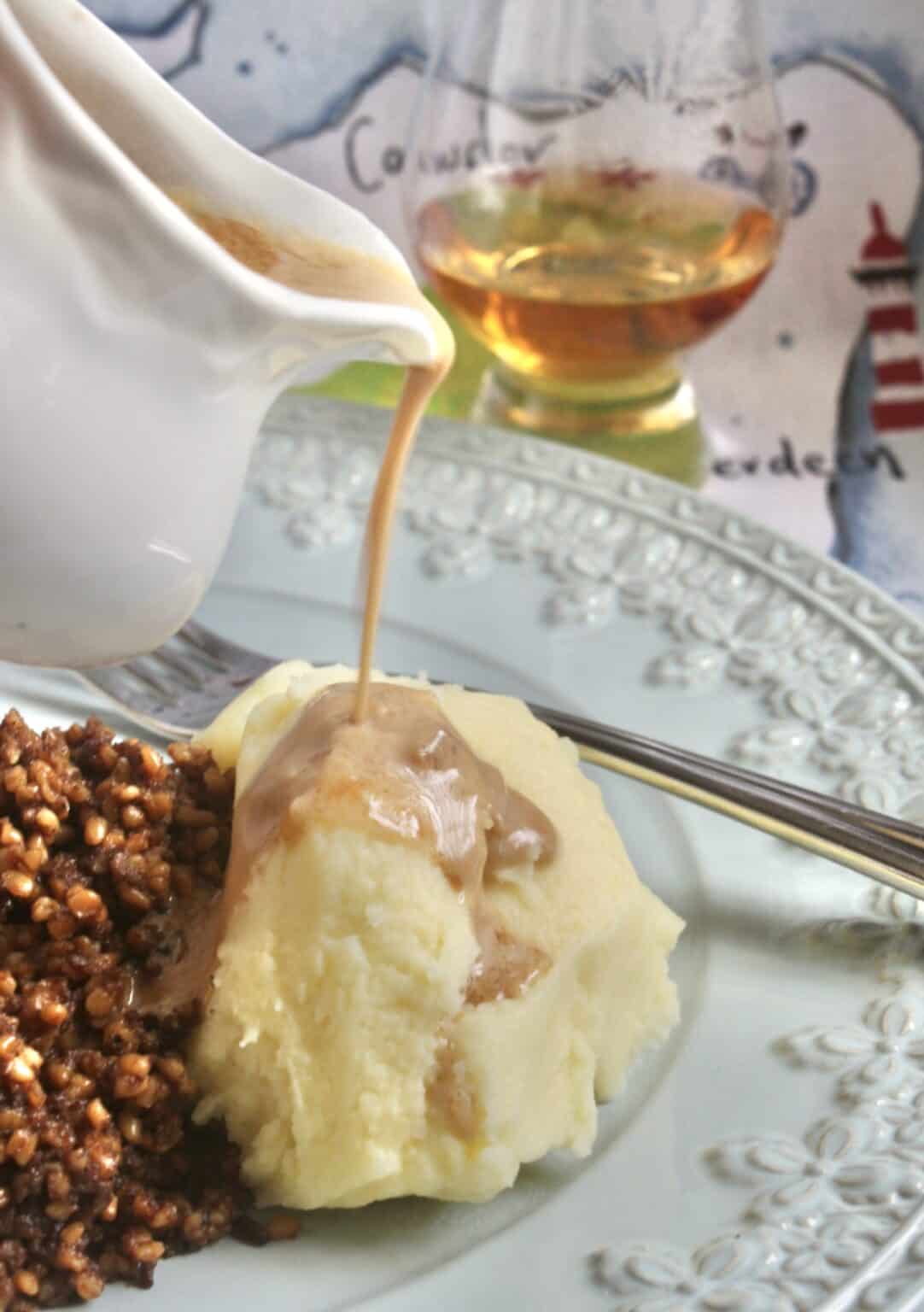 Haggis Neeps and Tatties (Easy Scottish Comfort Food) - Authentic ...