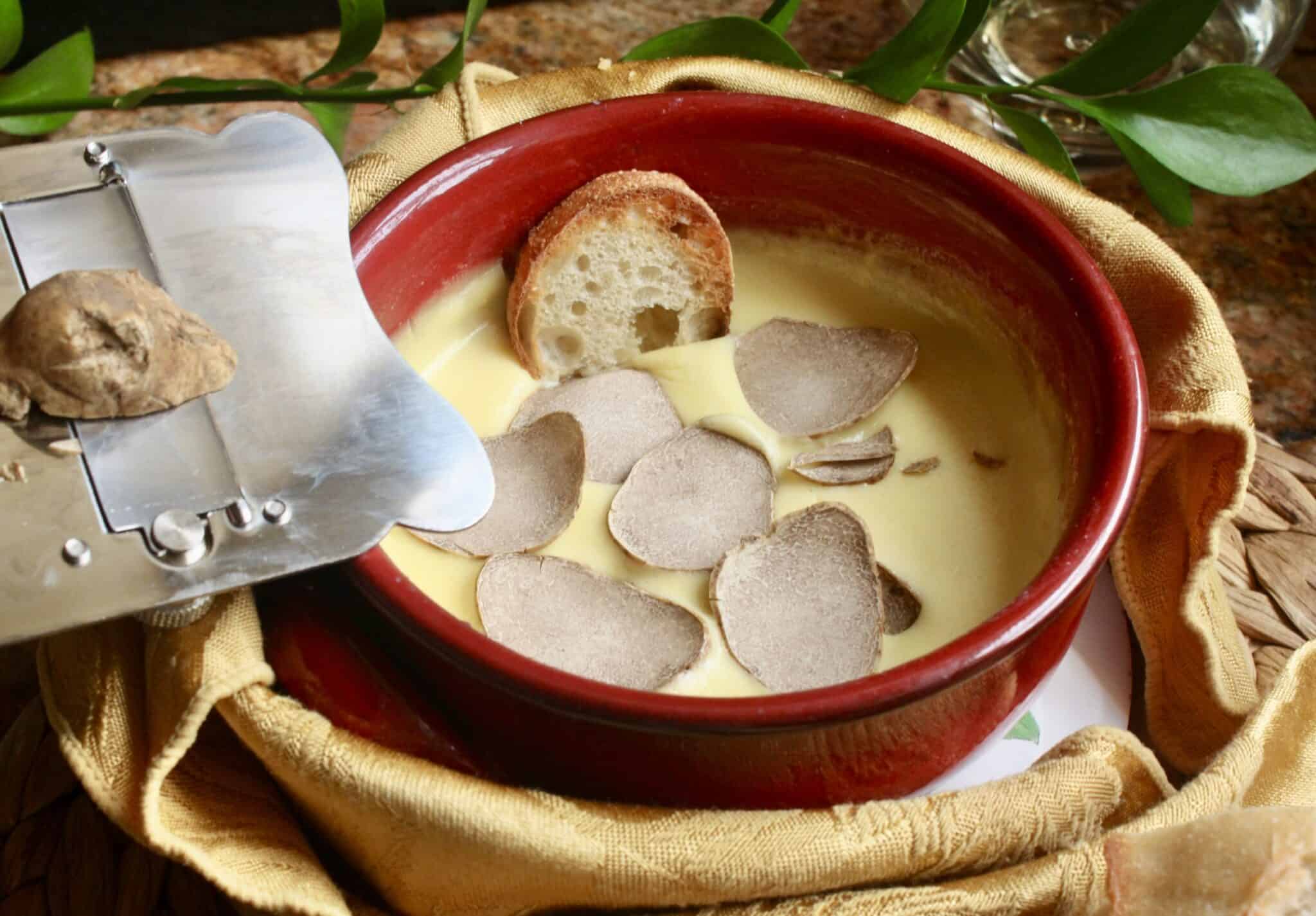 Truffle Fondue (Fonduta al Tartufo) with Fontina Cheese - Authentic ...