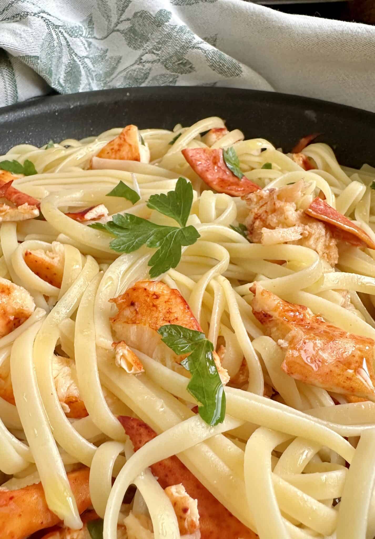 Lobster Pasta (Quick and Easy Recipe) - Authentic Italian & Scottish ...