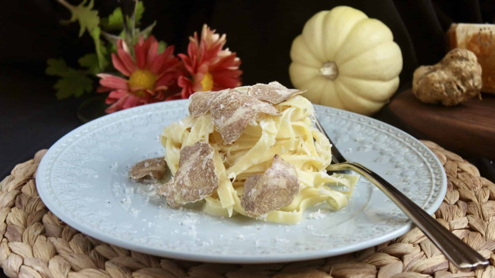 Truffle Fondue (Fonduta al Tartufo) with Fontina Cheese - Authentic ...